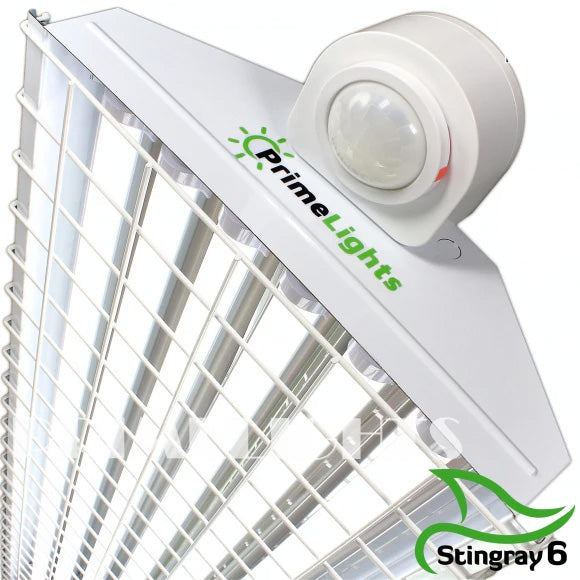 Stingray Motion Activated Shop Light With Wire Guard (Frosted LED ...
